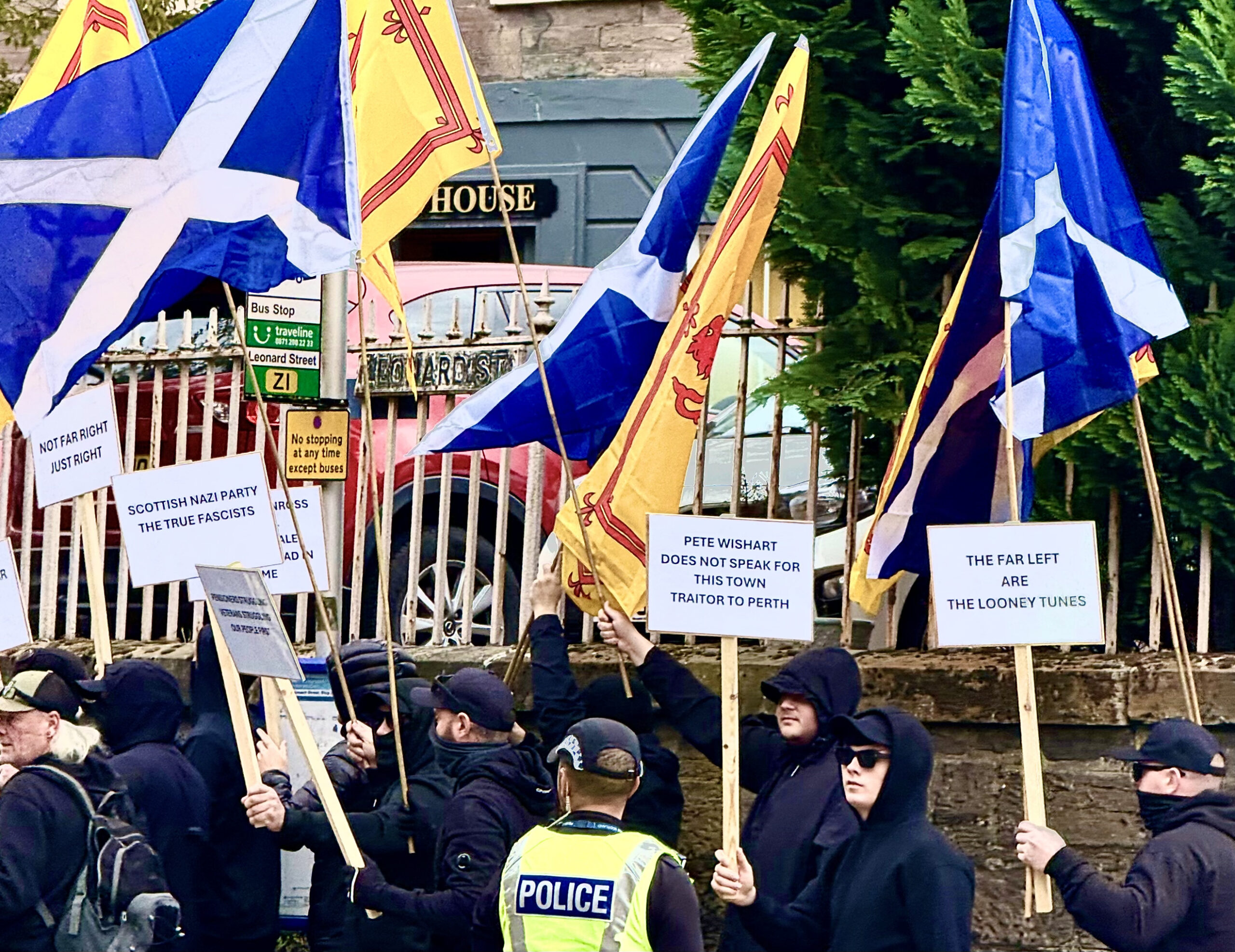 Why words matter in the local asylum debate - Pete Wishart